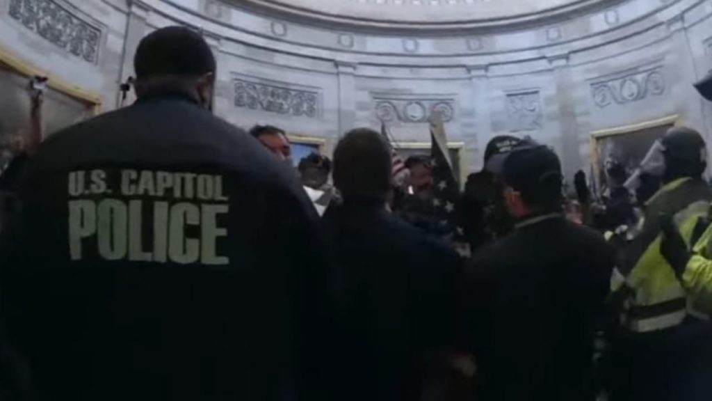 USA, assalto a Capitol Hill: arriva la condanna per sostenitore di Trump