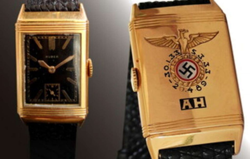 All'asta l'orologio di Adolf Hitler: la cifra da capogiro - Notizie.com