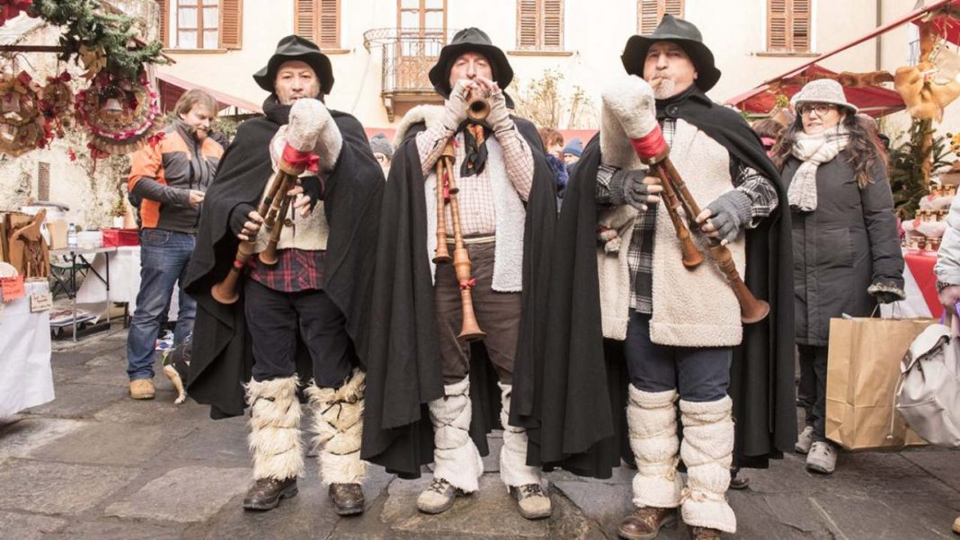 Natale: l'origine degli zampognari, tra tradizione e leggenda - Notizie.com