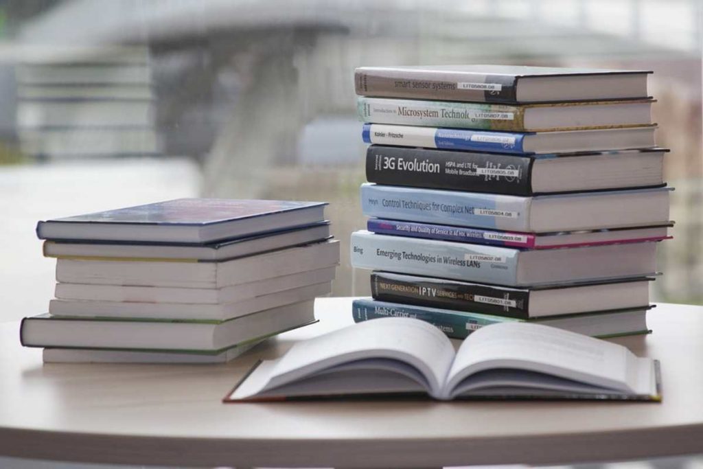 Comprare libri per poi non leggerli: la spiegazione arriva dal Giappone ...