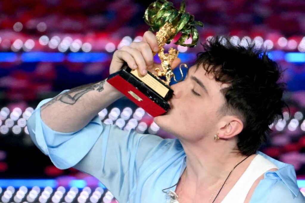 Olly è il vincitore del Festival di Sanremo 2025: la sua canzone, cosa ...